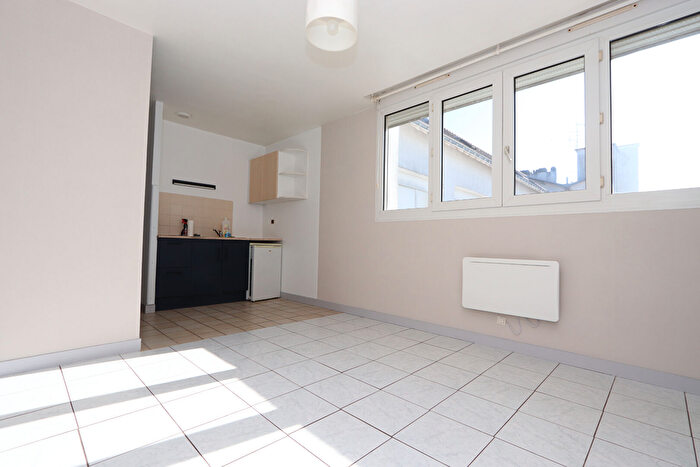 Appartement à vendre - Saint-Nazaire, Immaculée - 1 pièce