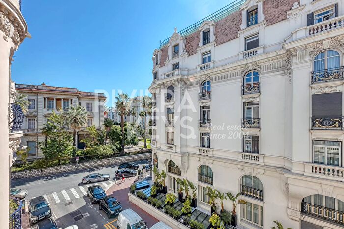 Appartement 2 pièces à vendre - Nice, Carré dor