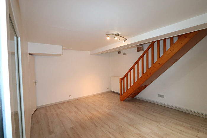 Appartement à louer - La Charité-sur-Loire - 2 pièces - 1 chambre