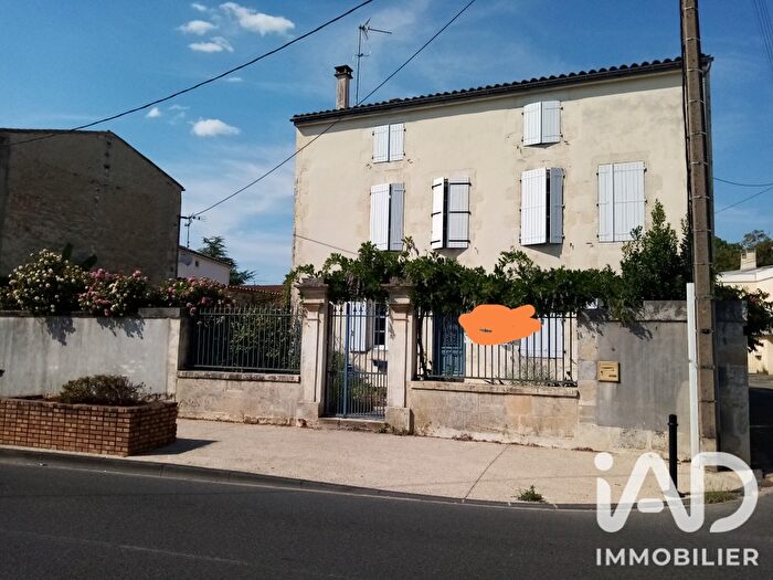 Surgères - Maison 11 pièces à vendre