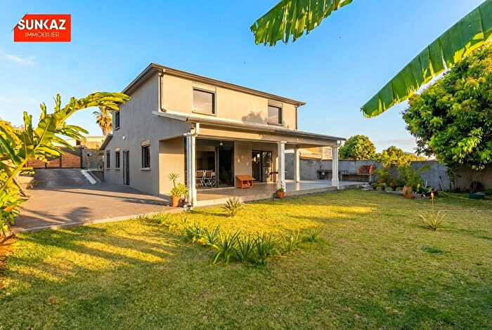 Maison à vendre - Le Tampon, Centre-ville - 4 pièces - 3 chambres