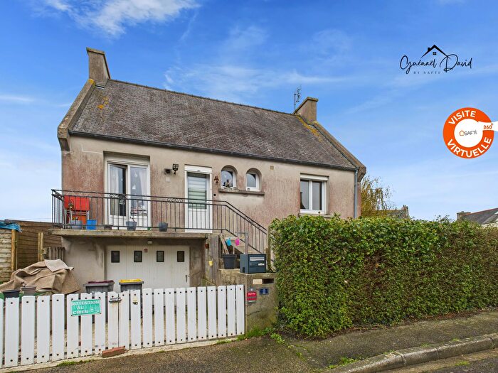 Maison à vendre - Saint-Pol-de-Léon - 5 pièces - 3 chambres