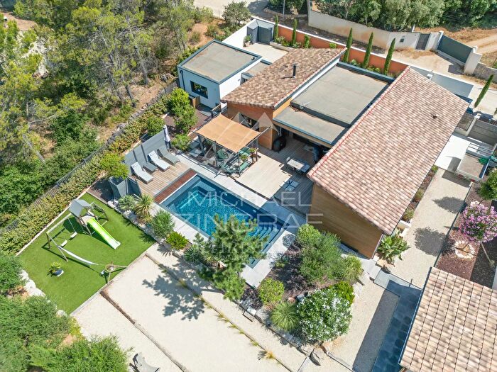 Maison à vendre - Lourmarin - 4 pièces - 3 chambres