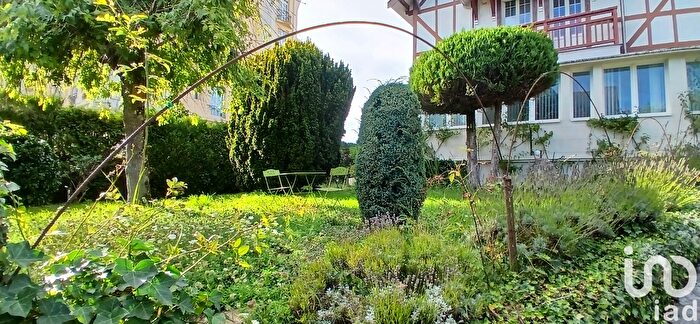 Maison à vendre - Vittel - 8 pièces - 6 chambres