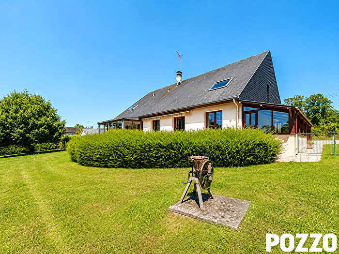 Maison 8 pièces à Saint-Jean-des-Champs, à vendre