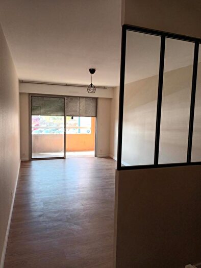 Appartement à louer - Rodez, Gare, Le Faubourg - 2 pièces - 1 chambre