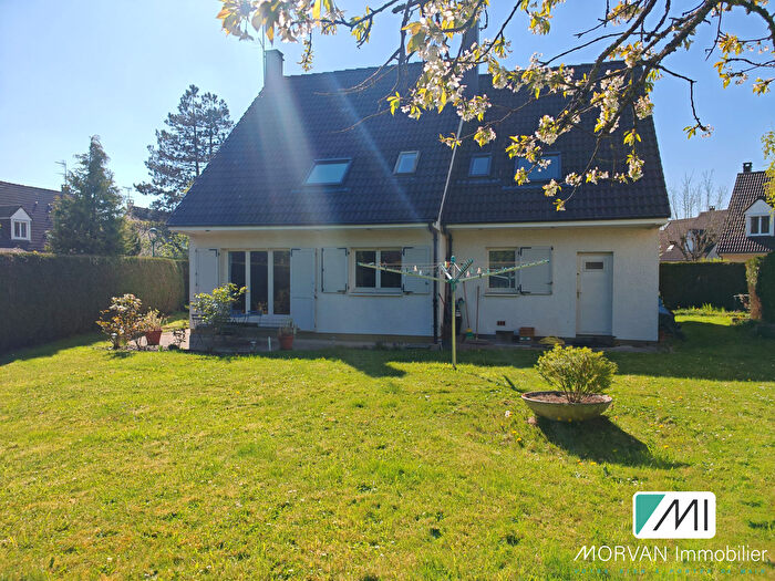 Maison à vendre - Les Essarts-le-Roi - 6 pièces - 4 chambres