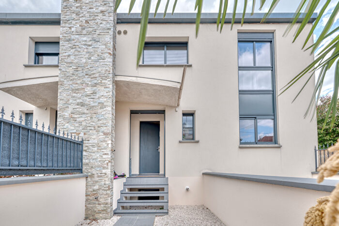 Maison 5 pièces à Brunoy, à vendre