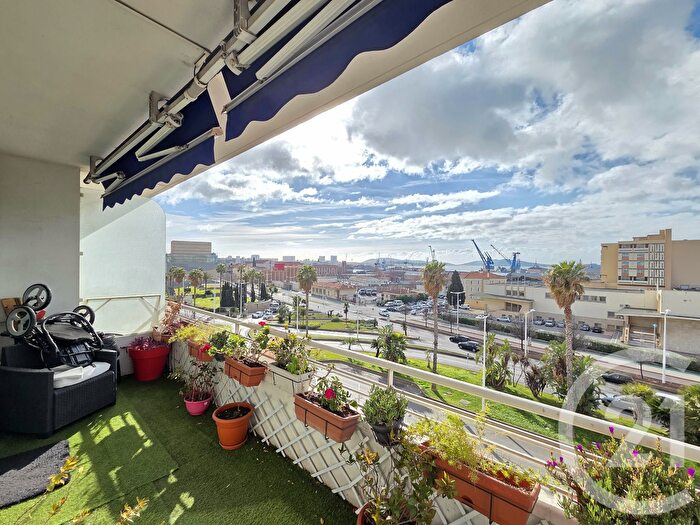 Appartement à vendre - Toulon, Saint-Roch - 5 pièces - 2 chambres