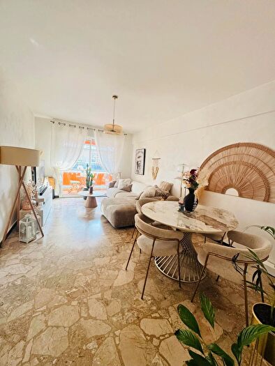 Nice, Saint-Sylvestre : Appartement 2 pièces à vendre