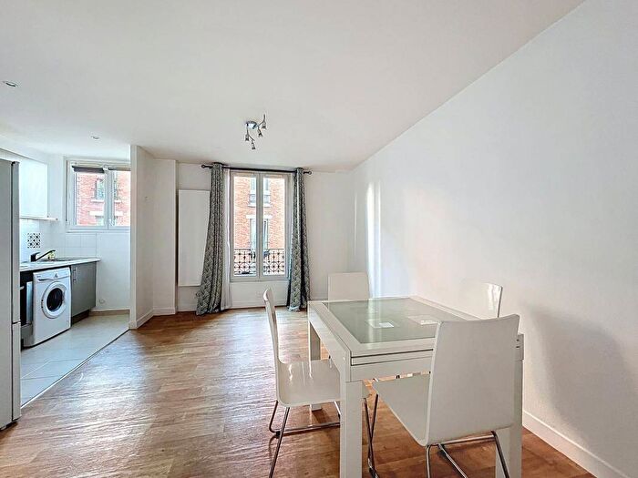 Appartement à louer - Plateau Ouest, Suresnes - 2 pièces - 1 chambre