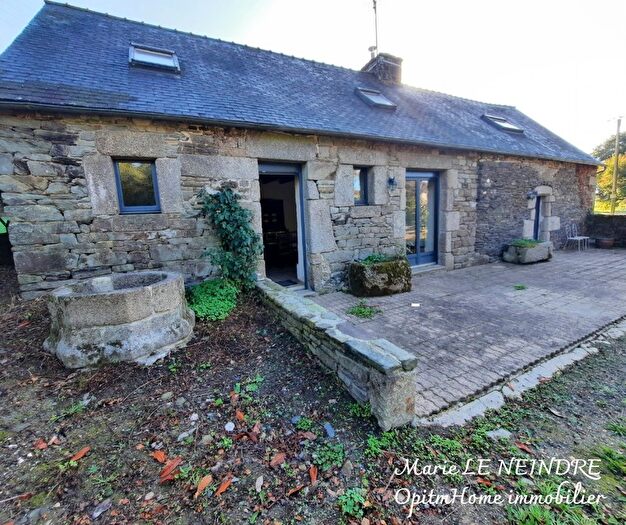 Maison à vendre - Kergrist-Moëlou - 7 pièces - 2 chambres