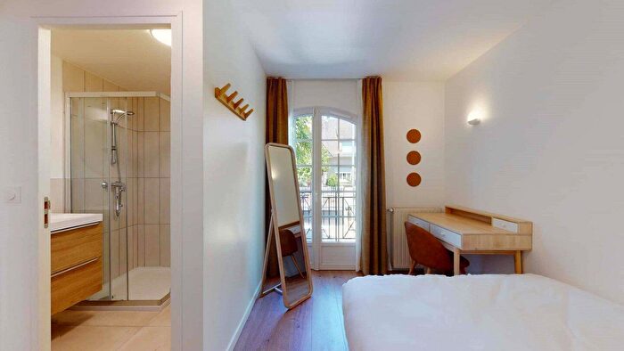 Pont Royal, Cachan : Appartement 1 pièce à louer