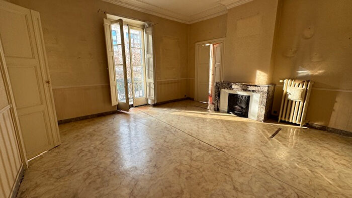 Appartement à vendre - Nîmes, Gambetta - 3 pièces - 1 chambre