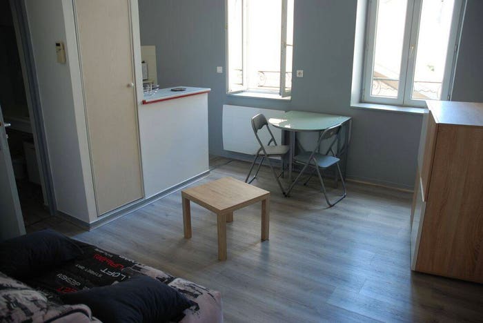 Appartement 1 pièce à Centre-Hôtel de Ville, Limoges, à louer