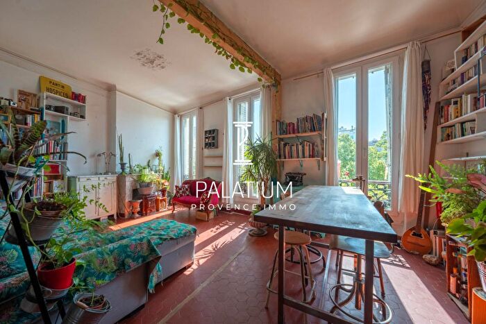 Appartement 4 pièces à Marseille 1er, à vendre