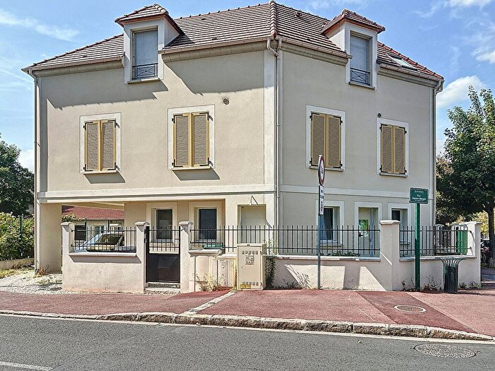 Gaston Mangin-Lycée, Montgeron : Appartement 2 pièces à louer