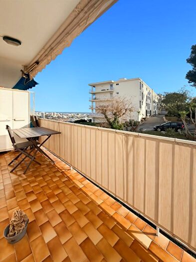 Appartement 4 pièces à vendre - Saint-Laurent-du-Var, Jacquons, Plateaux Fleuris