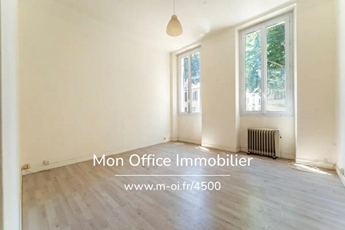 Maisons à vendre et appartements à louer - 1