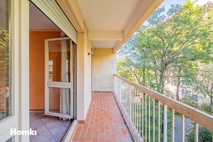 Maisons à vendre et appartements à louer - 1