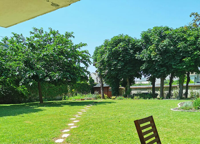 Appartement à vendre - Saint-Maur-des-Fossés, Adamville - 4 pièces - 3 chambres