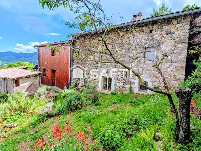 Maison 5 pièces à Jaujac, à vendre