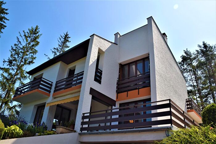 Maison à vendre - La Tour-en-Jarez - 6 pièces - 4 chambres