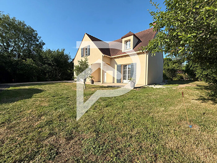Les Écrennes : Maison 5 pièces à vendre