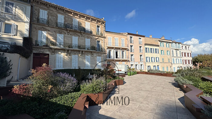 Appartement à vendre - Sanary-sur-Mer, Centre-ville, Port - 1 pièce