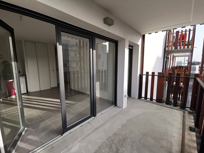 Appartement à louer - Lormont - 2 pièces - 1 chambre