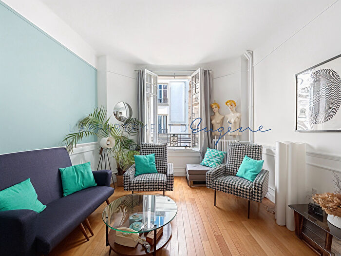 Appartement à vendre - Paris e , Montmartre, Sacré Coeur, Abbesses - 2 pièces - 1 chambre