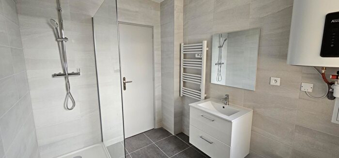 Appartement à louer - Mulhouse, Bourtzwiller - 2 pièces - 1 chambre