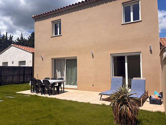 Maison 5 pièces à Sénas, à vendre