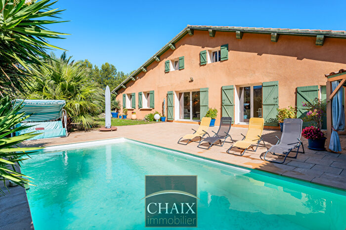 Maison à vendre - Aubagne - 6 pièces - 4 chambres