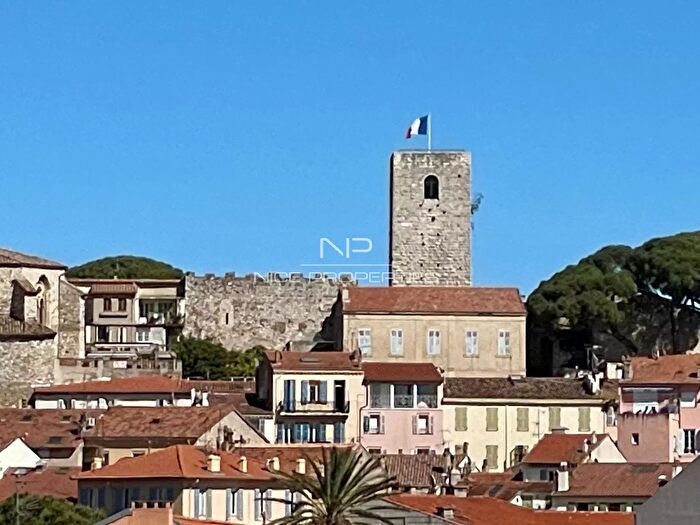 Appartement 4 pièces à vendre à Cannes, Croix des Gardes
