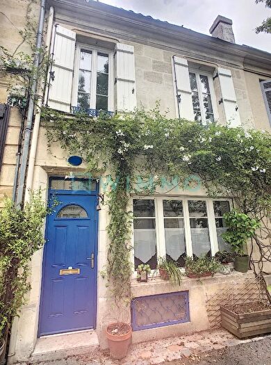 Maison 4 pièces à Bordeaux, Gare Saint-Jean, à louer