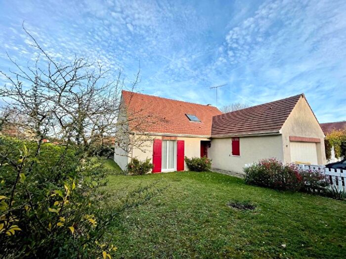 Maison à vendre - La Chapelle-en-Serval - 8 pièces - 5 chambres