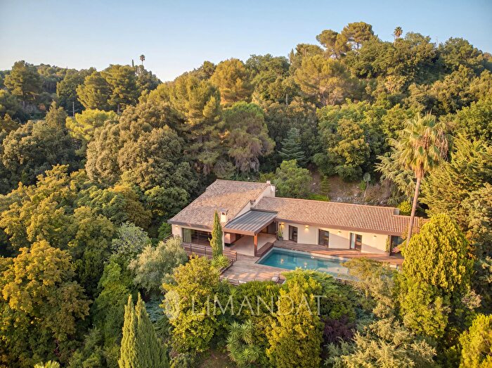 Maison 8 pièces à Saint-Paul-de-Vence, à vendre