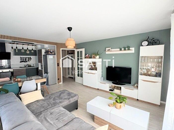 Appartement à vendre - Maurecourt - 3 pièces - 2 chambres