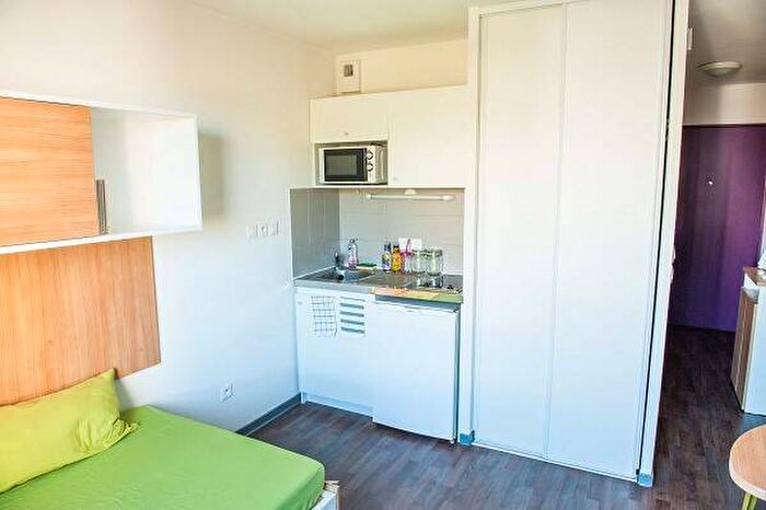 Appartement à louer - La Timone, Marseille ème arrondissement - 1 pièce