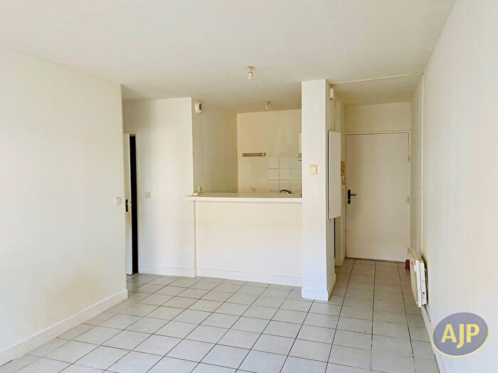 Appartement à vendre - Lesparre-Médoc - 2 pièces - 1 chambre