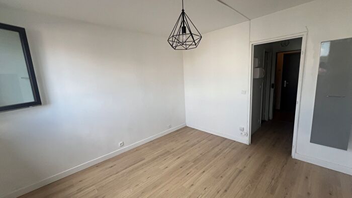 Appartement 1 pièce à vendre à Rosny-sous-Bois, Centre-ville
