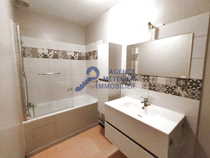Varennes-sur-Allier : Appartement 2 pièces à louer