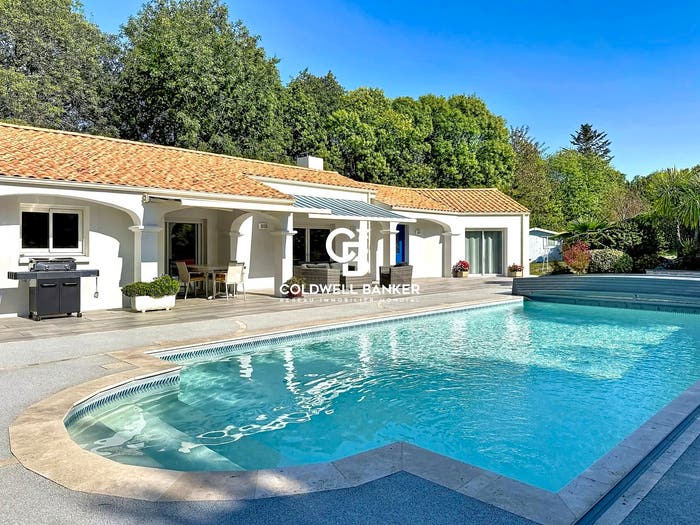 Talmont-Saint-Hilaire : Maison 6 pièces à vendre