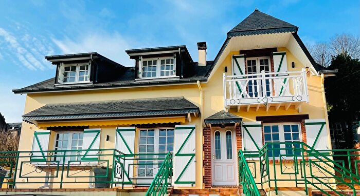 Maison à vendre - Rouen, Vieux Marché, Cathédrale - 9 pièces - 5 chambres