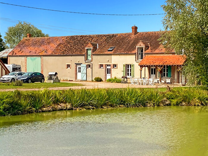 Maison à vendre - Courtemaux - 10 pièces - 5 chambres