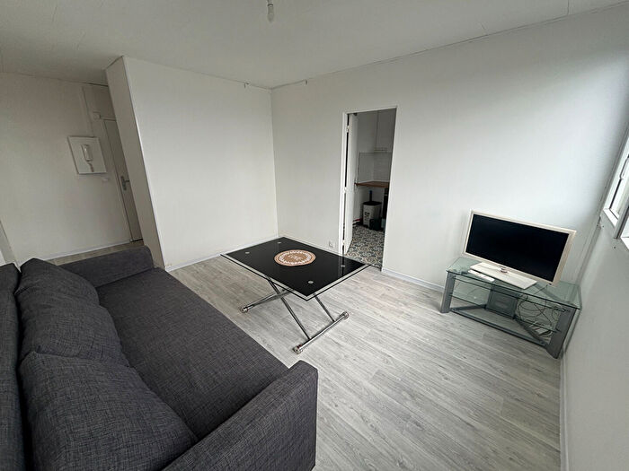 Appartement à louer - Mérignac, Centre-ville - 2 pièces - 1 chambre