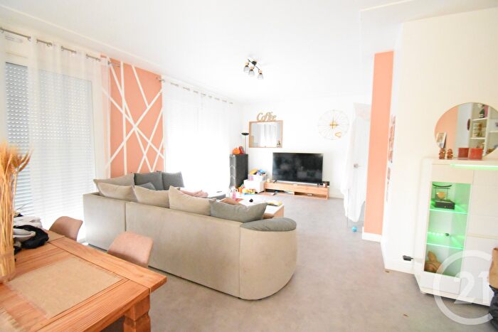 Maison à vendre - Abrest - 10 pièces - 3 chambres