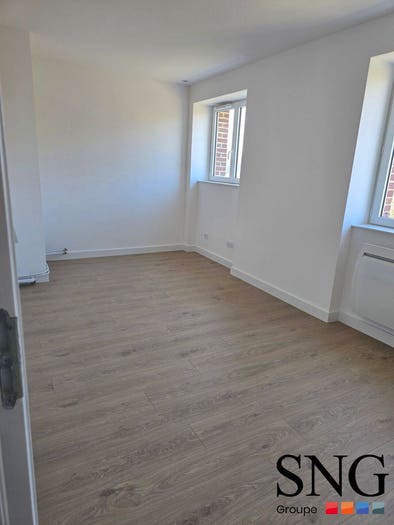 Appartement 4 pièces à louer - Zone Industrielle de Cantimpré, Cambrai