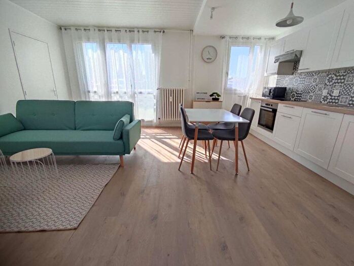 Châtillons, Reims - Appartement 4 pièces à louer